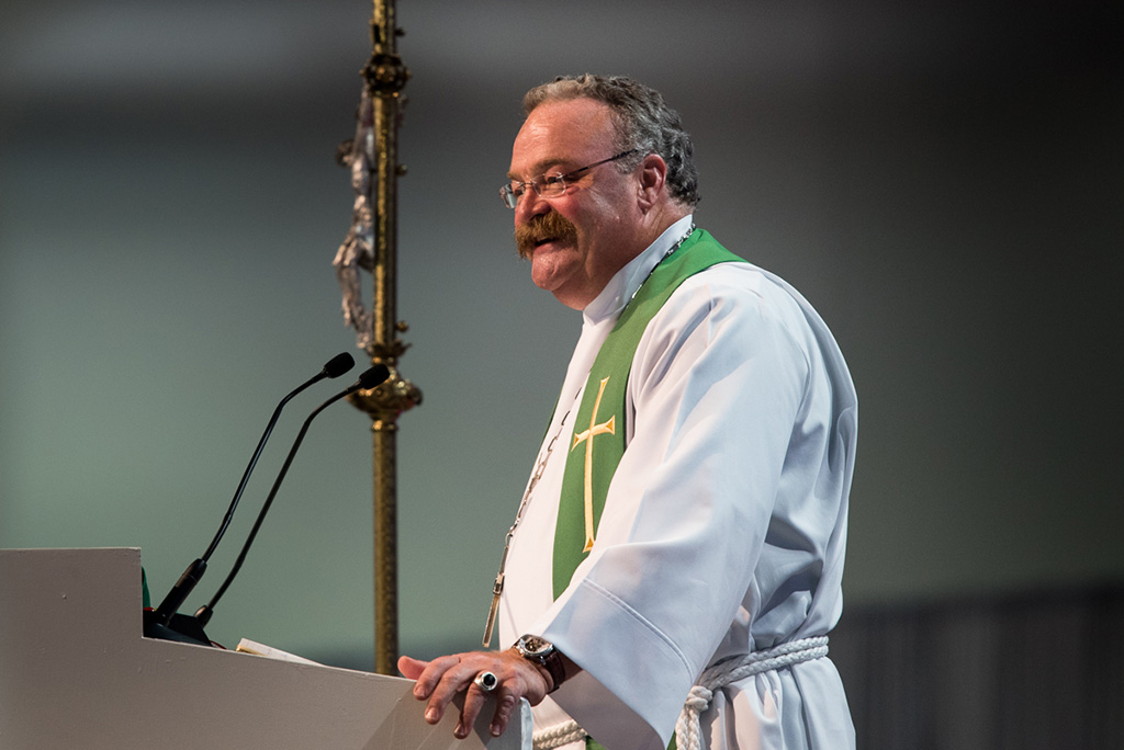 Convention opening service unites delegates from every corner of Synod