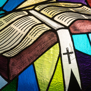 Bible stained glass - Reporter