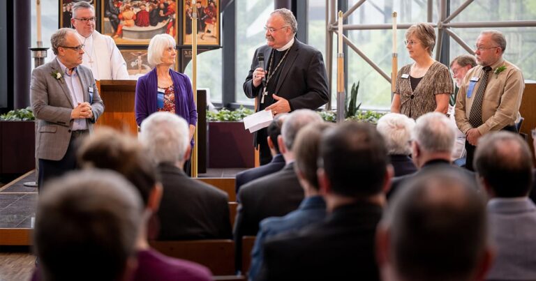 Synod celebrates missionaries entering, returning from field