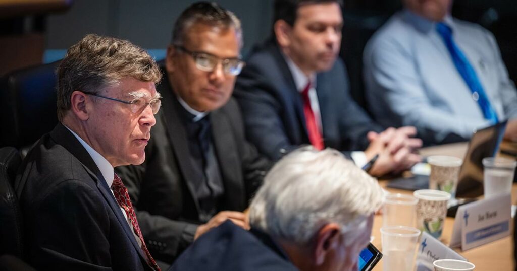 BOD welcomes new members, elects Preus chairman